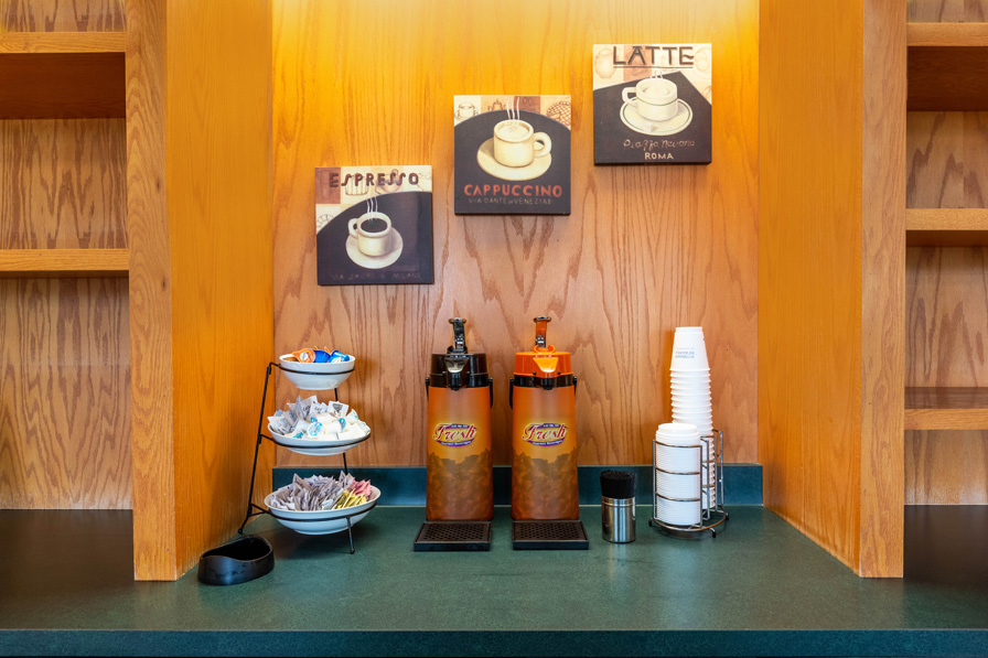 Days Inn & Suites by Wyndham Madison, Wisconsin Hotel Photos